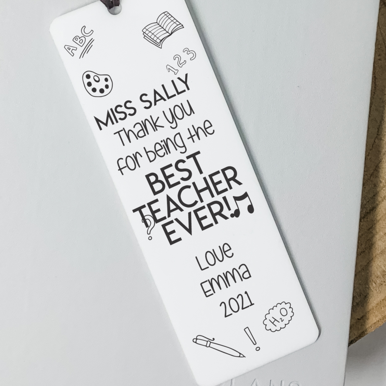 Best Teacher Ever Bookmark - Chain Valley Gifts